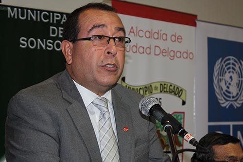 Acajutla reduce su tasa de analfabetismo