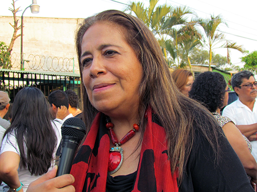 Nidia Díaz: ARENA quiere obstaculizar el triunfo del FMLN