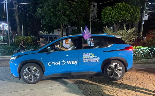 BCIE, UE y KfW impulsan caravana de carros eléctricos en C.A.